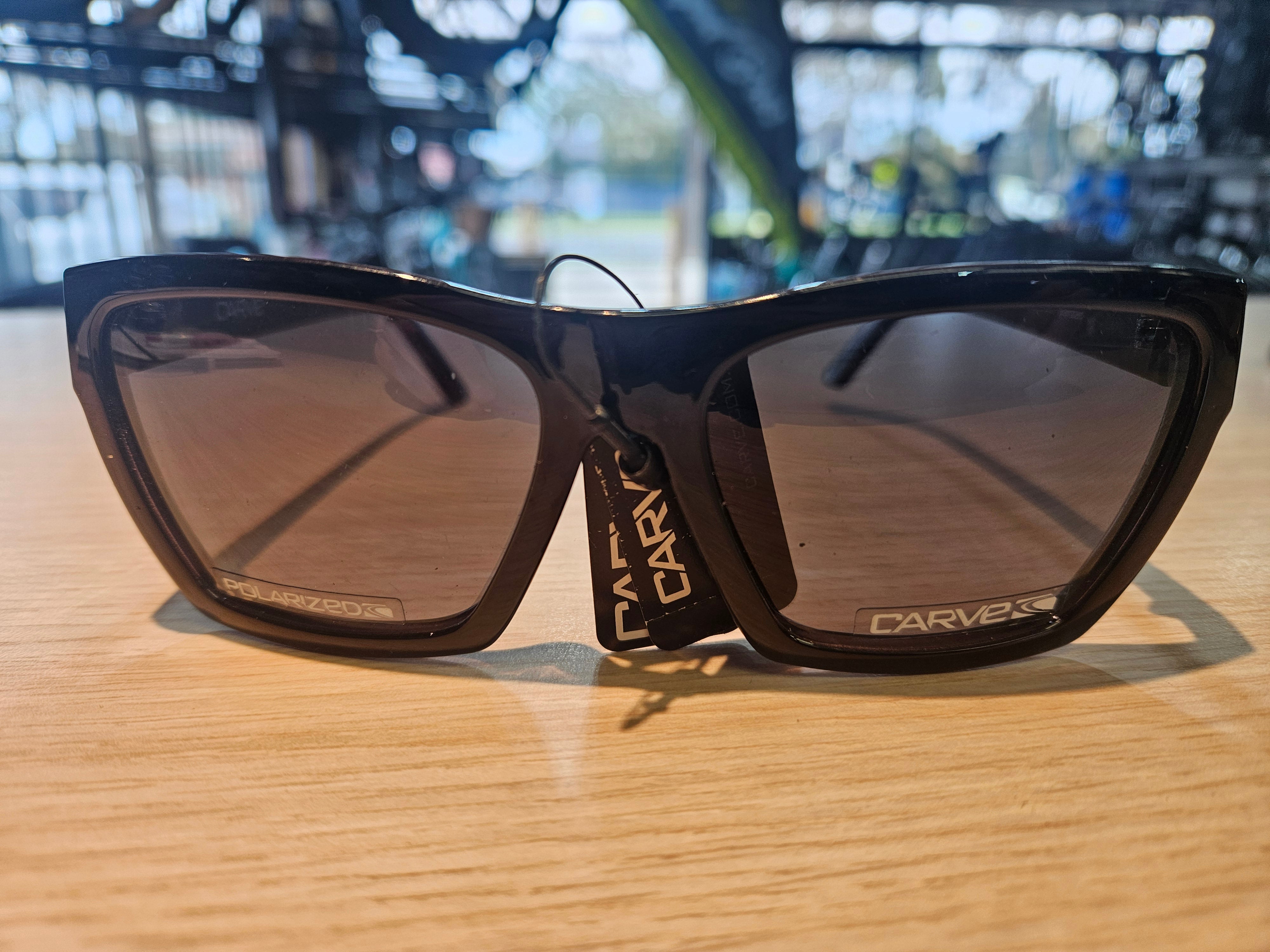 Carve Hostile - black – Salter Cycles