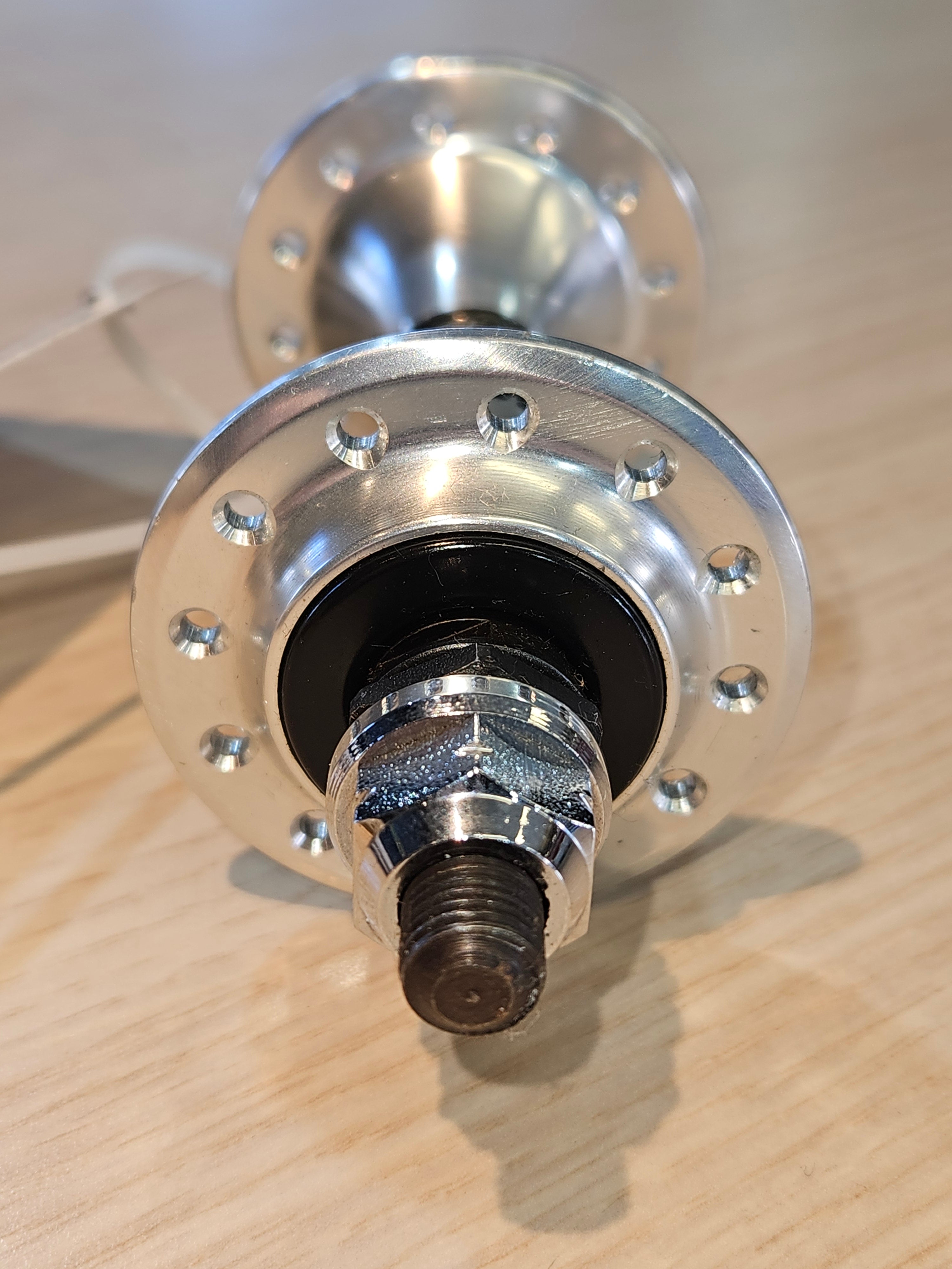 Miche Primato Pista Track Front Hub - 9x100mm - silver – Salter Cycles
